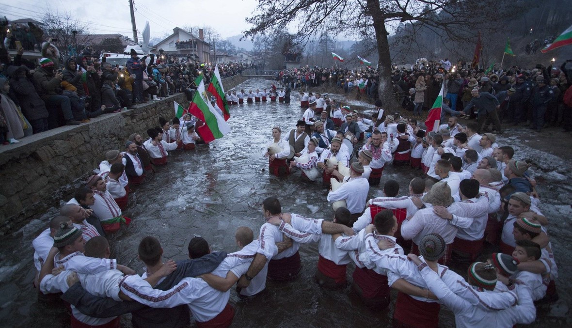 Ice bath for Jesus: Orthodox worshippers celebrate Epiphany | النهار