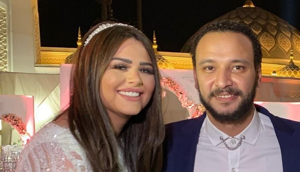 فاجآ الوسط الفني هنادي مهنا وأحمد خالد صالح يحتفلان بعقد قرانهما
